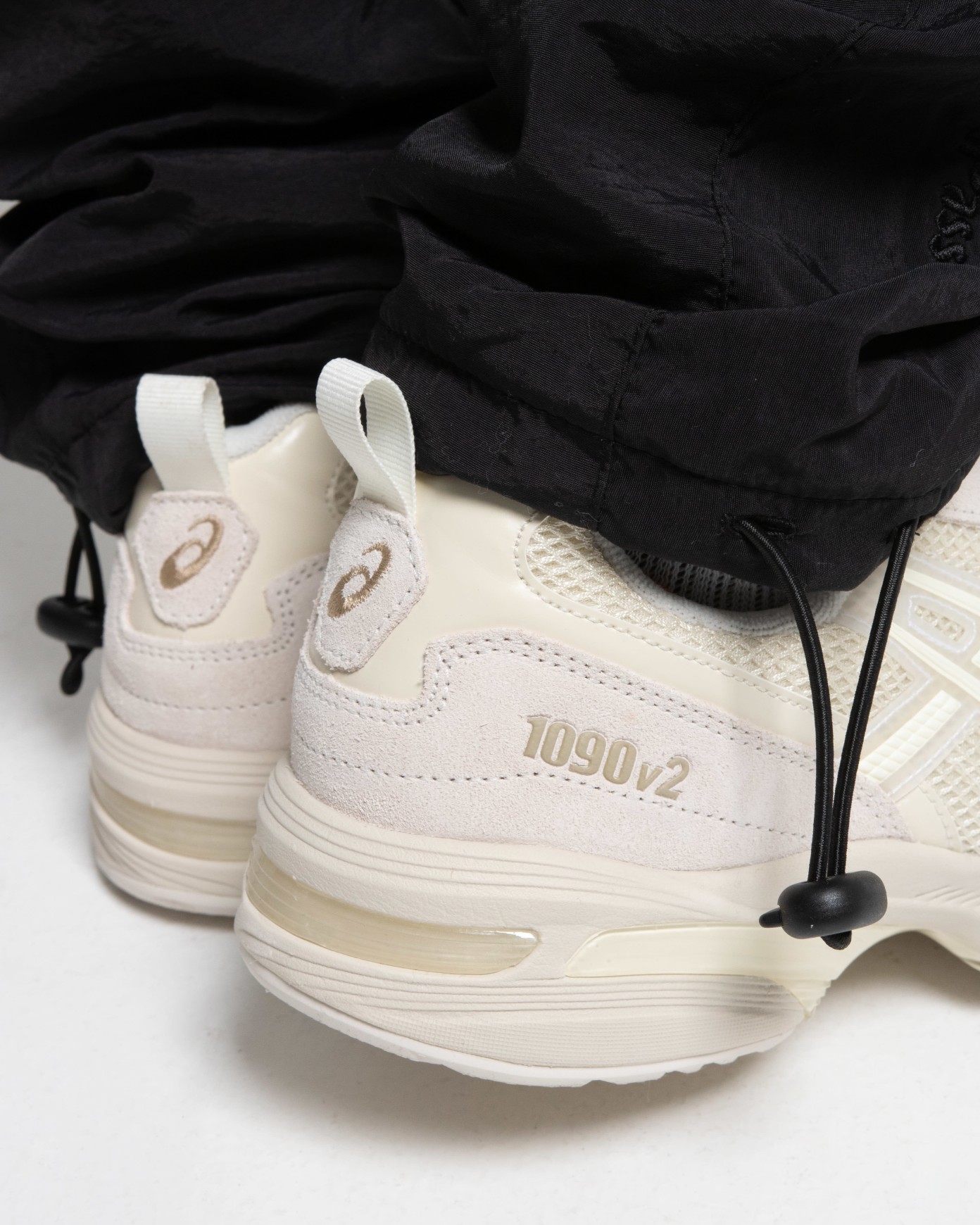 ASICS Gel-1090 V2 Collection | Shelflife