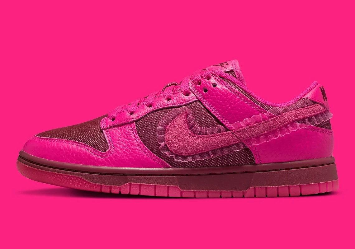 Nike Women's Dunk Low - 'Valentine's Day' | Shelflife