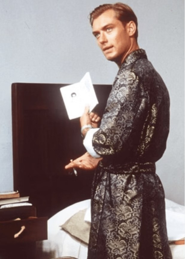 Famous Fits: Fiction's Best Dressed | Shelflife