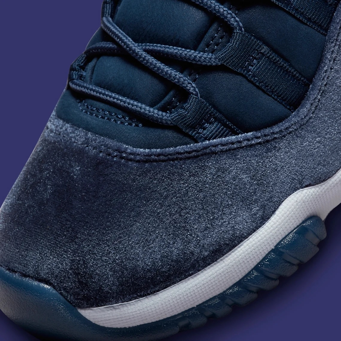 Women's Air Jordan 11 - 'Midnight Navy' | Shelflife