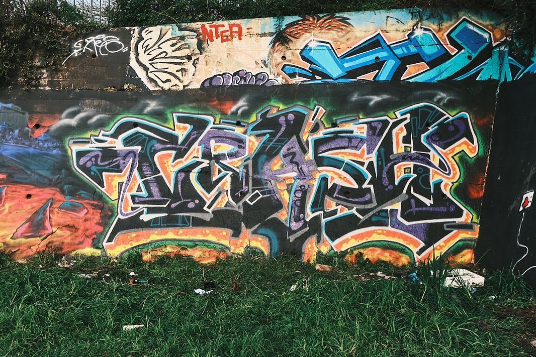 Writers Only: Hell in a Searle (WINNERS ANNOUNCED) | Shelflife