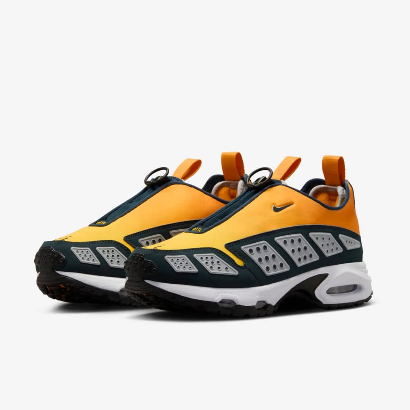 Nike Air Max Sunder Release at | Shelflife