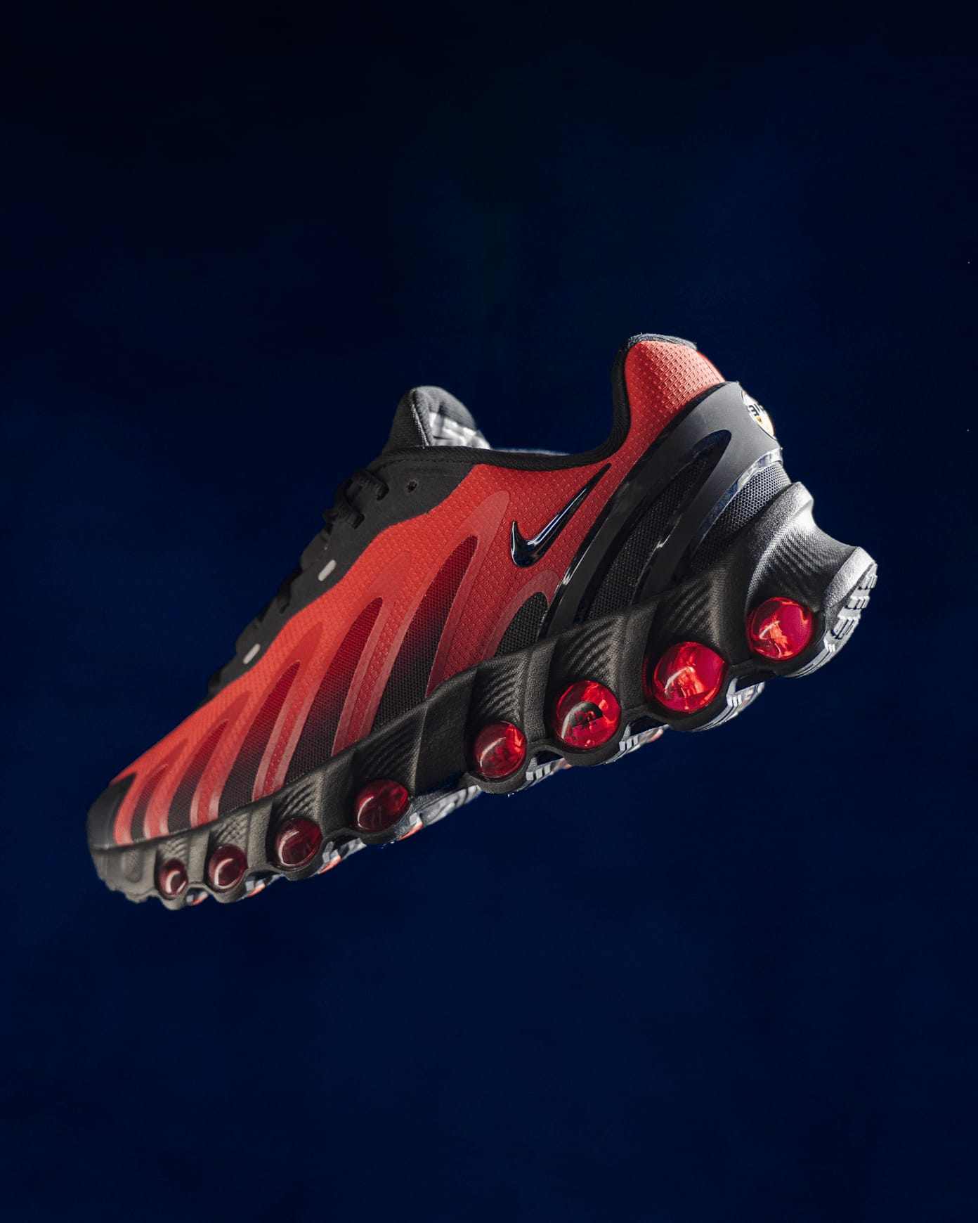 Nike Air Max DN8 'Bred' | Shelflife