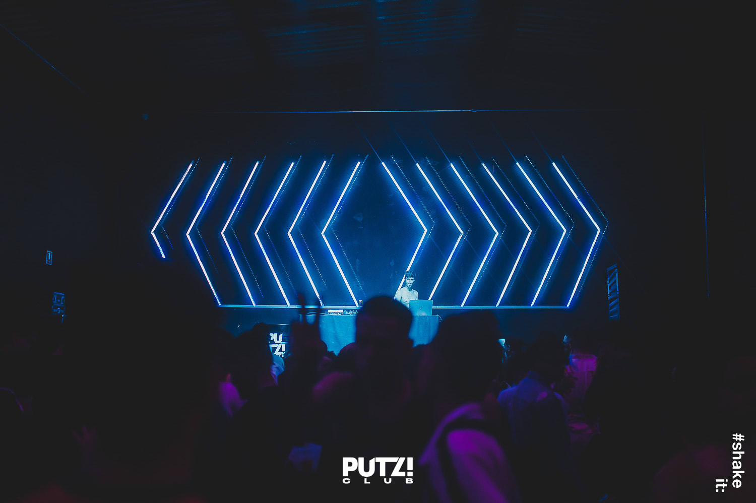 Próximos Eventos Musicais & Ingressos de Putz! Club - Brasília · Shotgun