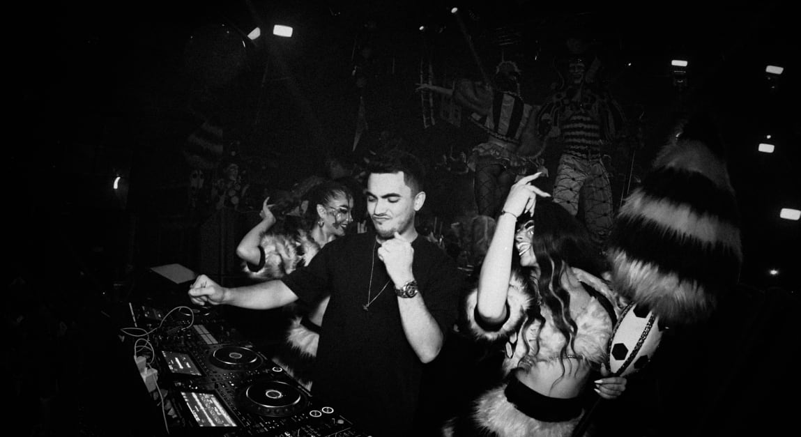 Adrien Priami X 33 Club, Rouen · Shotgun Tickets