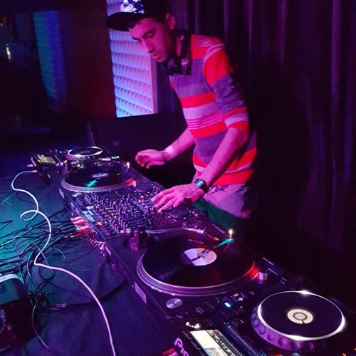 Dr. Varito · Tour dates, music & more