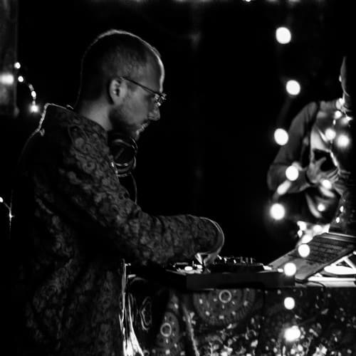 Azuro · Tour dates, music & more