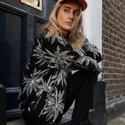 Just Ellie · Tour dates, music & more