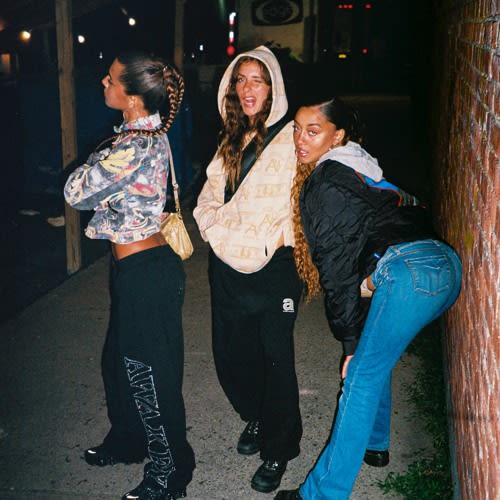 Las Flaquitas · Tour Dates Music And More