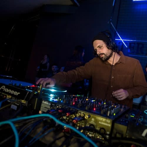 Marc-lo · Tour dates, music & more