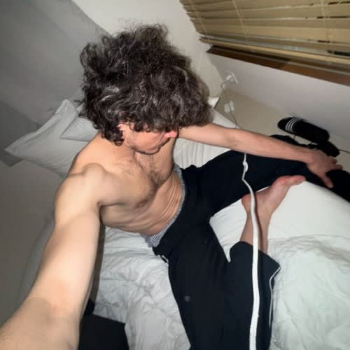 Sweely · Tour dates, music & more