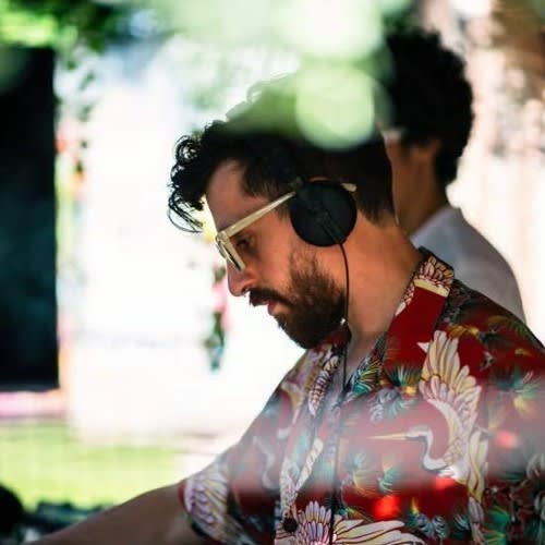 Zeni · Tour dates, music & more