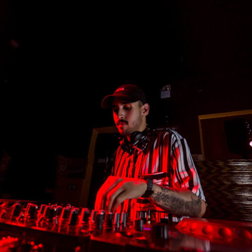 Lucas Vargas · Tour dates, music & more