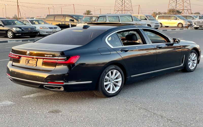 BMW 740I | Sikandar Motors