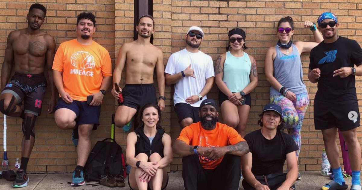 Social Running: 5 Surprising Rewards for Running with Others | by Lucie ...