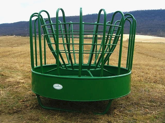 Manufacturers > J & L Equipment > Bale Feeders and Wagons > Super ...