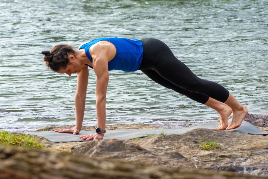 Yoga for Runners: 6 Plank Poses to Build Core Strength | by Brynn ...