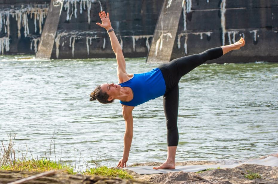 Single Leg Exercises: 10 Yoga Poses to Build Balance + Strength | by ...