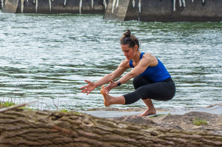 Single Leg Exercises: 10 Yoga Poses to Build Balance + Strength | by ...