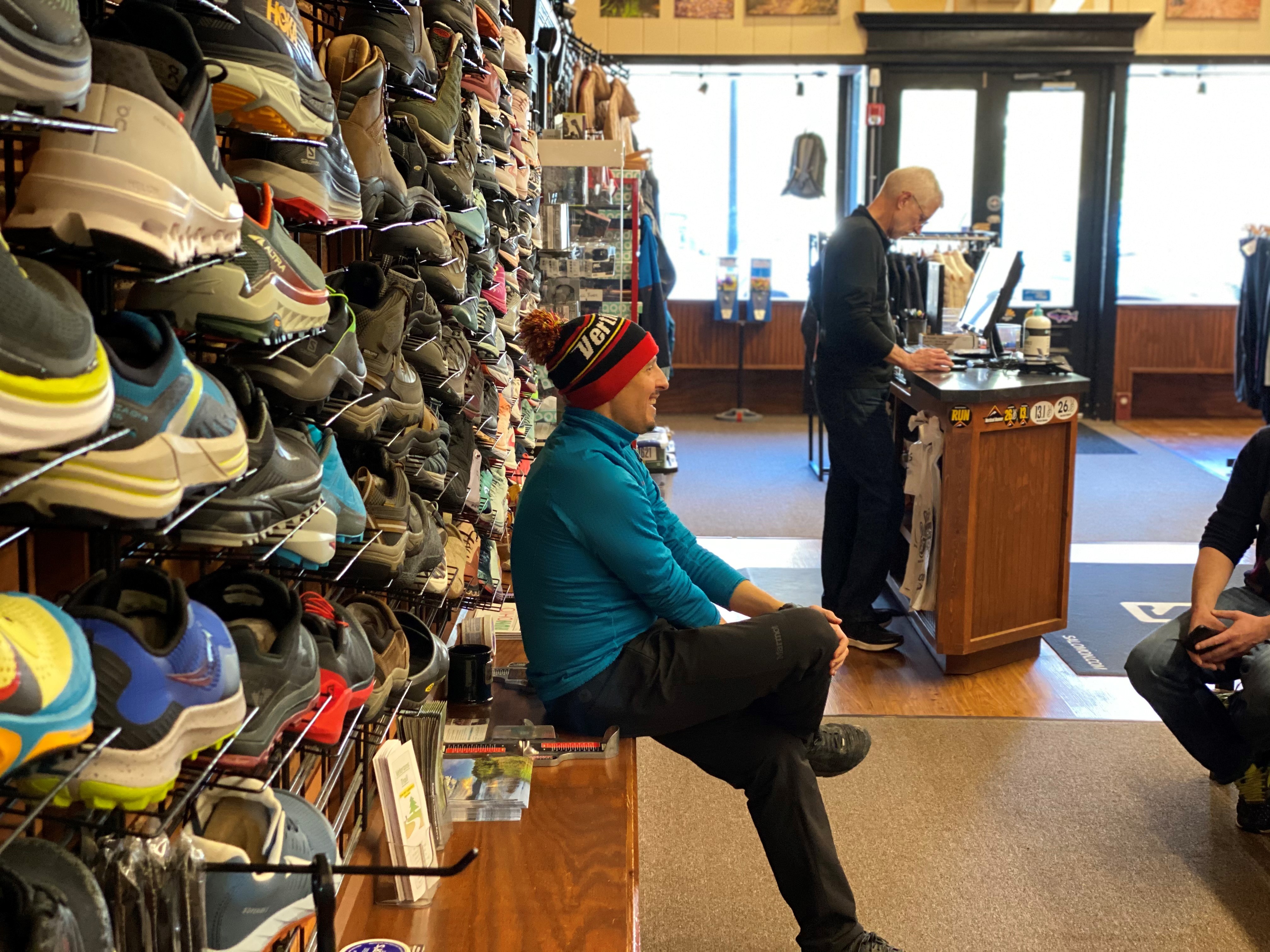 How to Choose Running Shoes: 4 Ways to Find the Perfect Fit | by Lucie ...