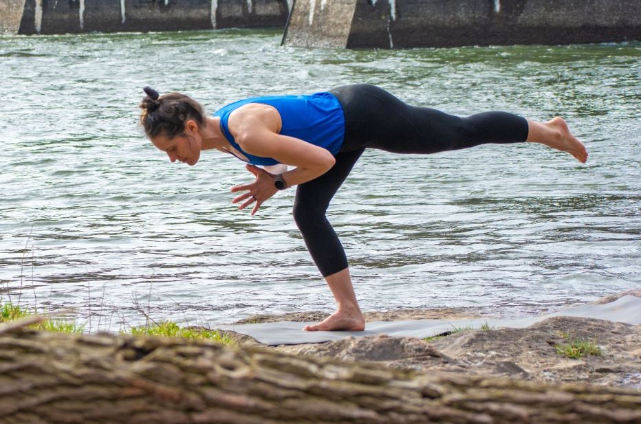 Single Leg Exercises: 10 Yoga Poses to Build Balance + Strength | by ...