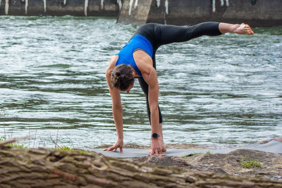 Single Leg Exercises: 10 Yoga Poses to Build Balance + Strength | by ...