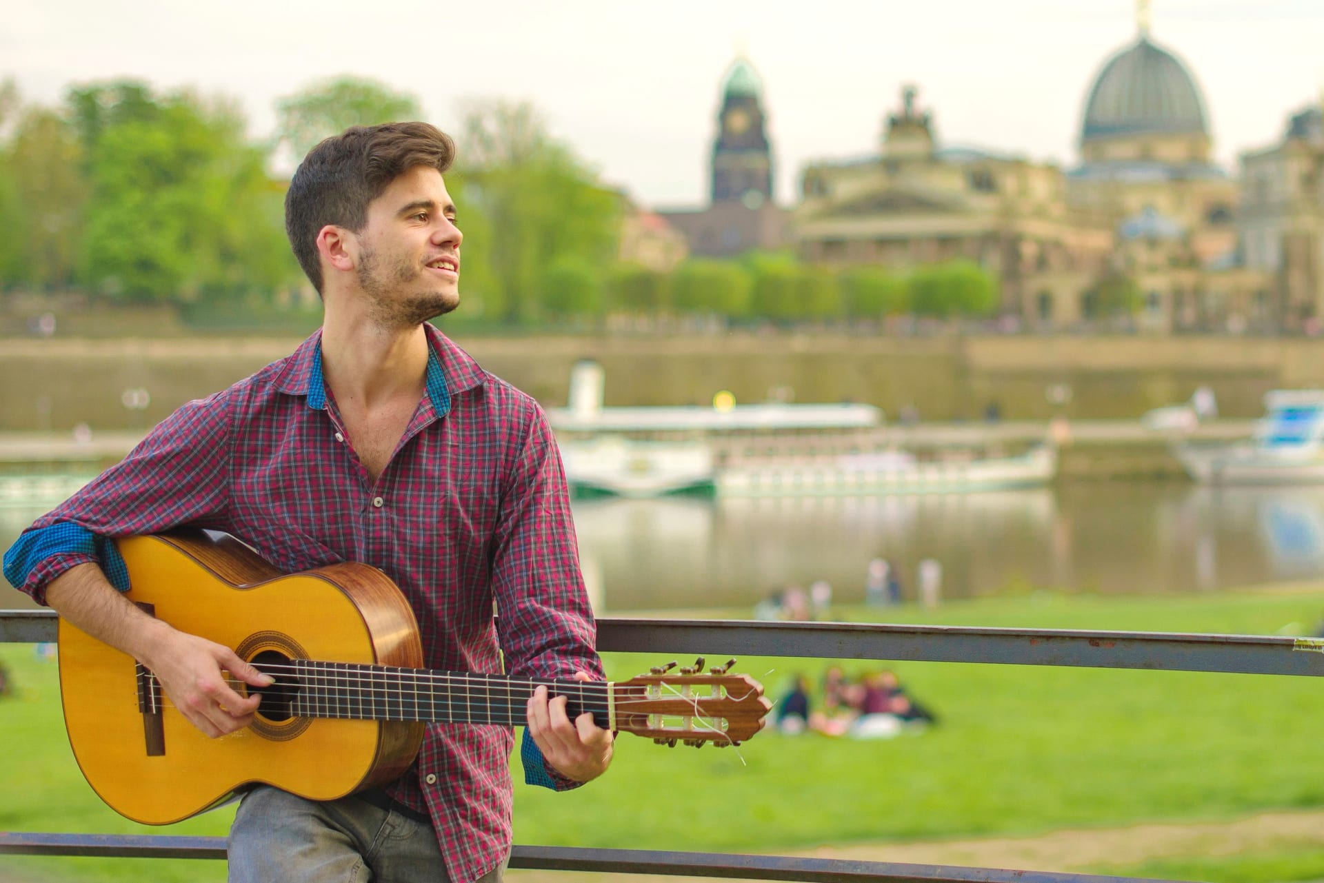 Fabian Zeller - Guitarist from Dresden | mukken