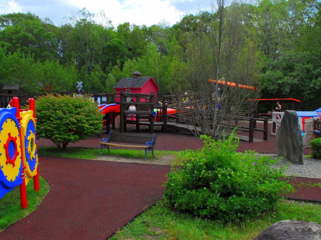 Camping in Rhode Island | Campgrounds, Lakes & State Parks in RI