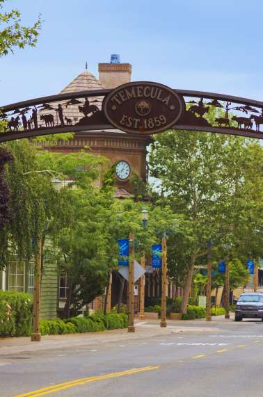 Temecula Valley, CA Visitors Guide To Hotels, Wineries, & Things To Do