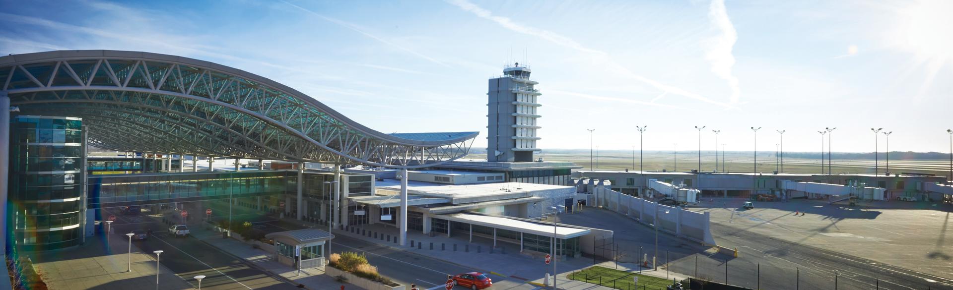 5 Ways the Gerald R. Ford International Airport Makes Traveling Easy
