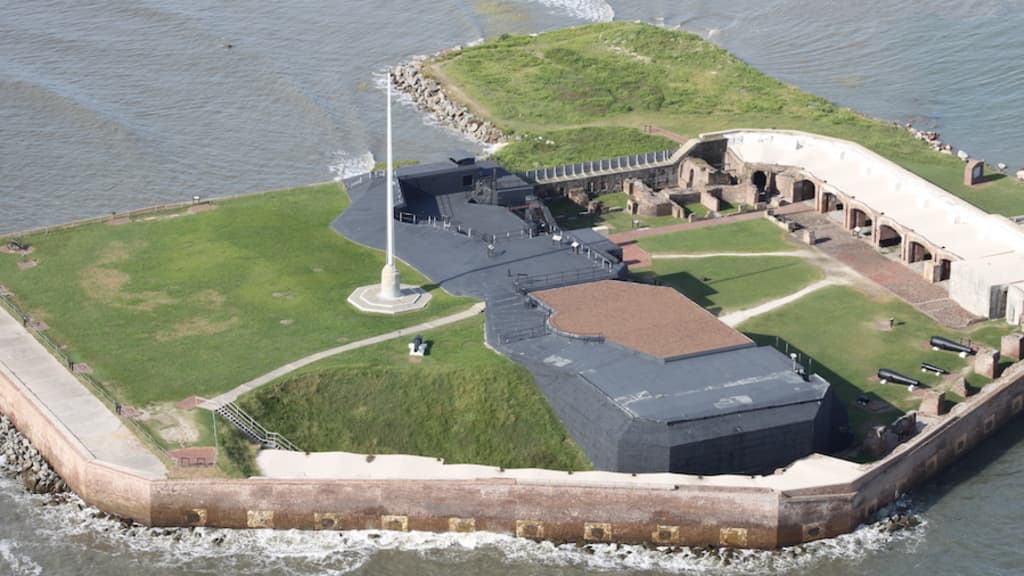 Ft. Sumter Tours/Charleston Strolls Tour Combo | Charleston Area CVB