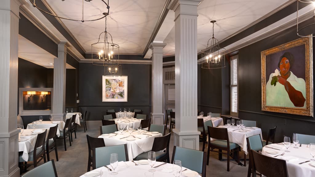 Magnolias | Charleston Area CVB
