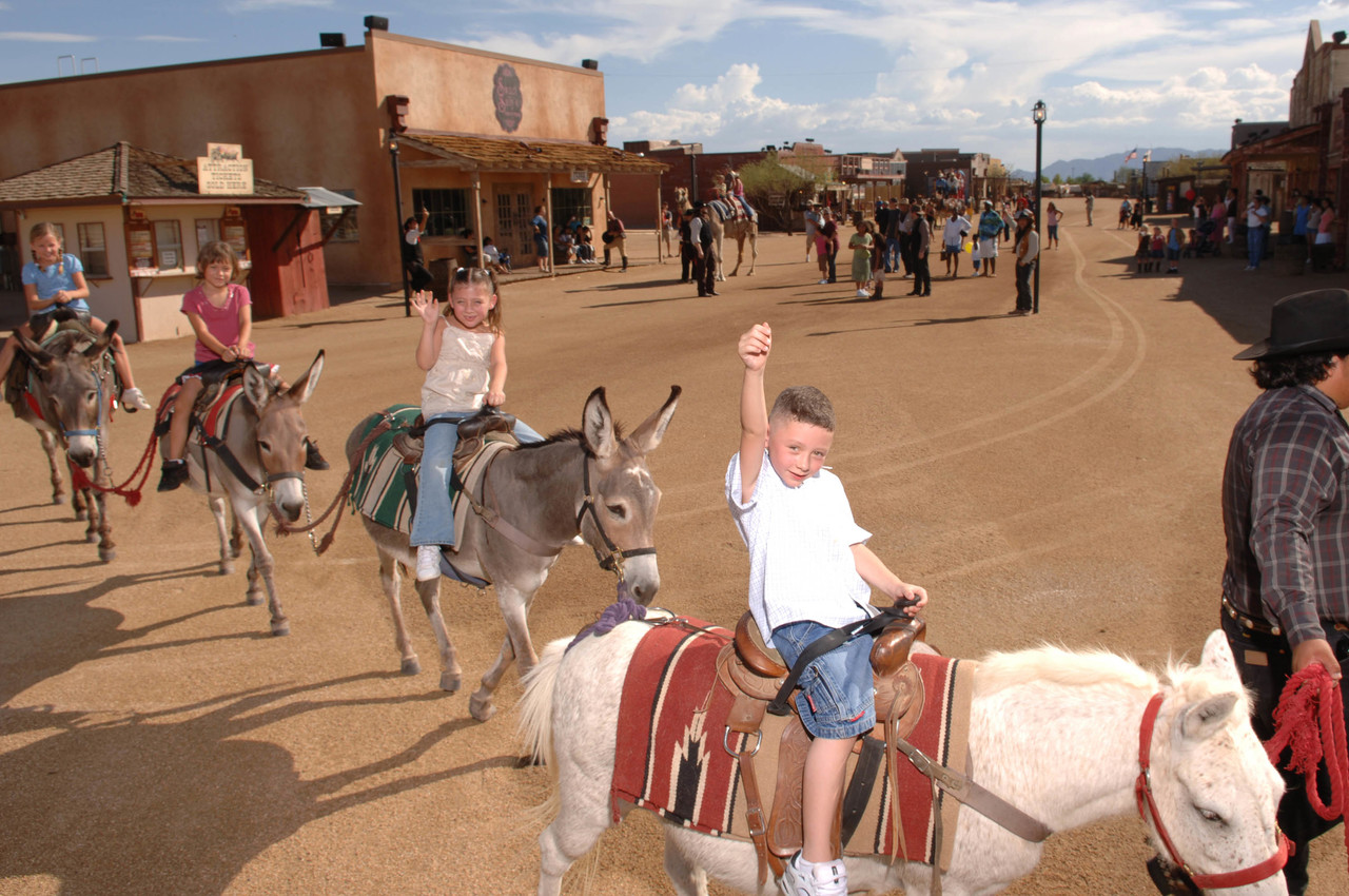 10 Phoenix Theme Parks Which Will Give A Perfect Escape In A Summer Day ...