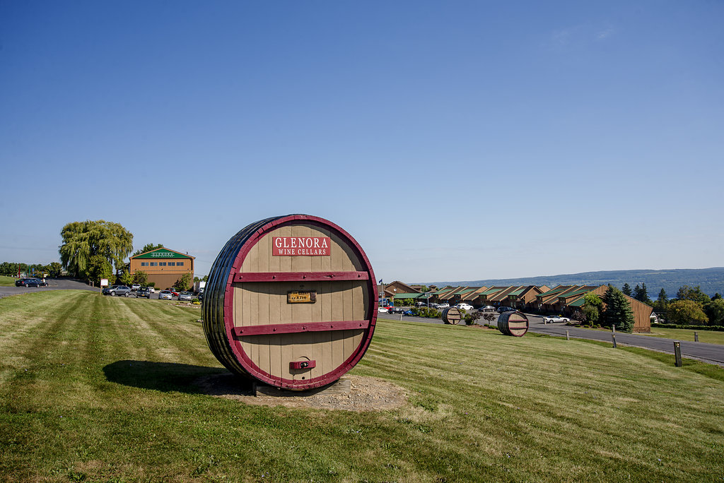 Glenora Wine Cellars wins Knot of Best Weddings award – FingerLakes1 ...