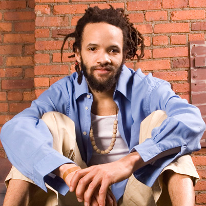 Glover De Savion