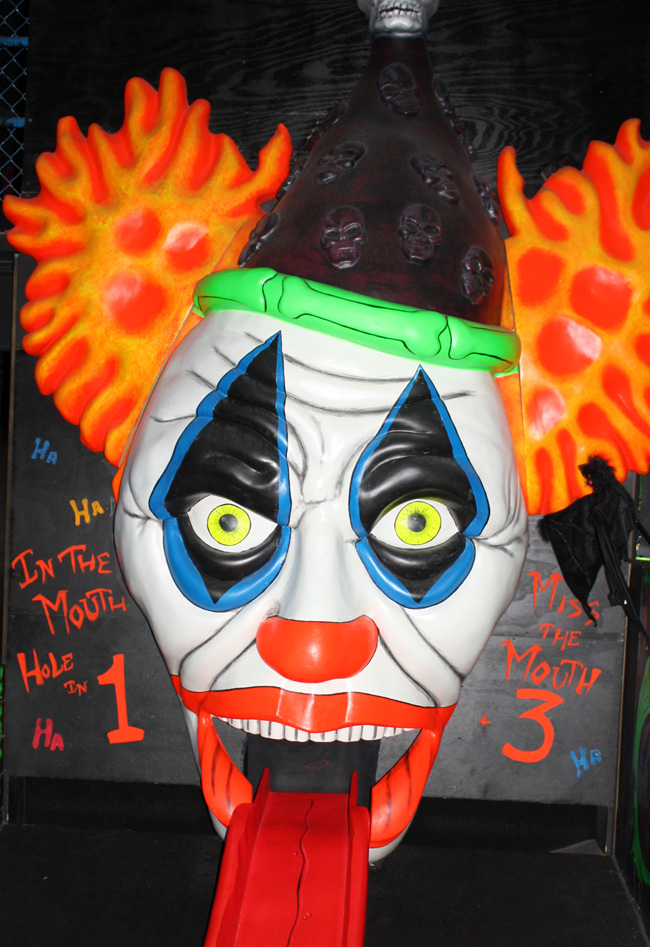 Mini Golf Clown Feed The Clown Hire – BBC Inflatables 01905 841902