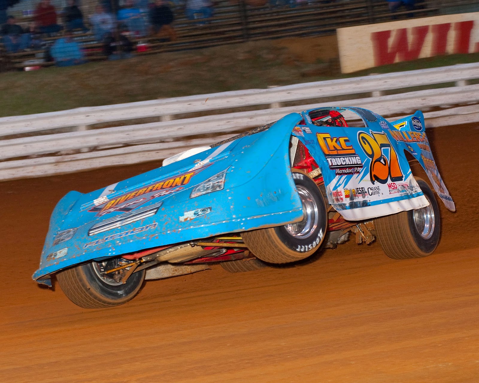 Three Reasons to Visit Williams Grove Speedway this Summer