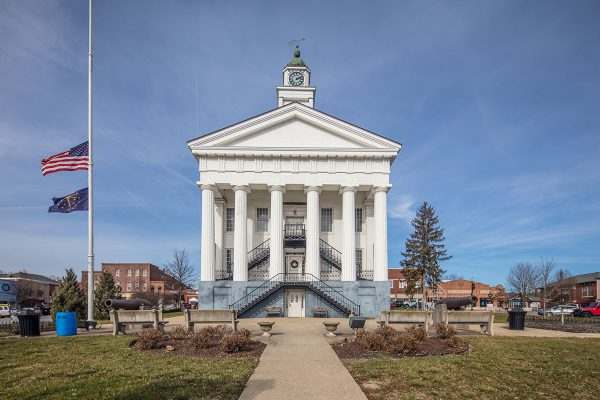 This Uniquely Beautiful Courthouse is the Centerpiece of the Quaint ...