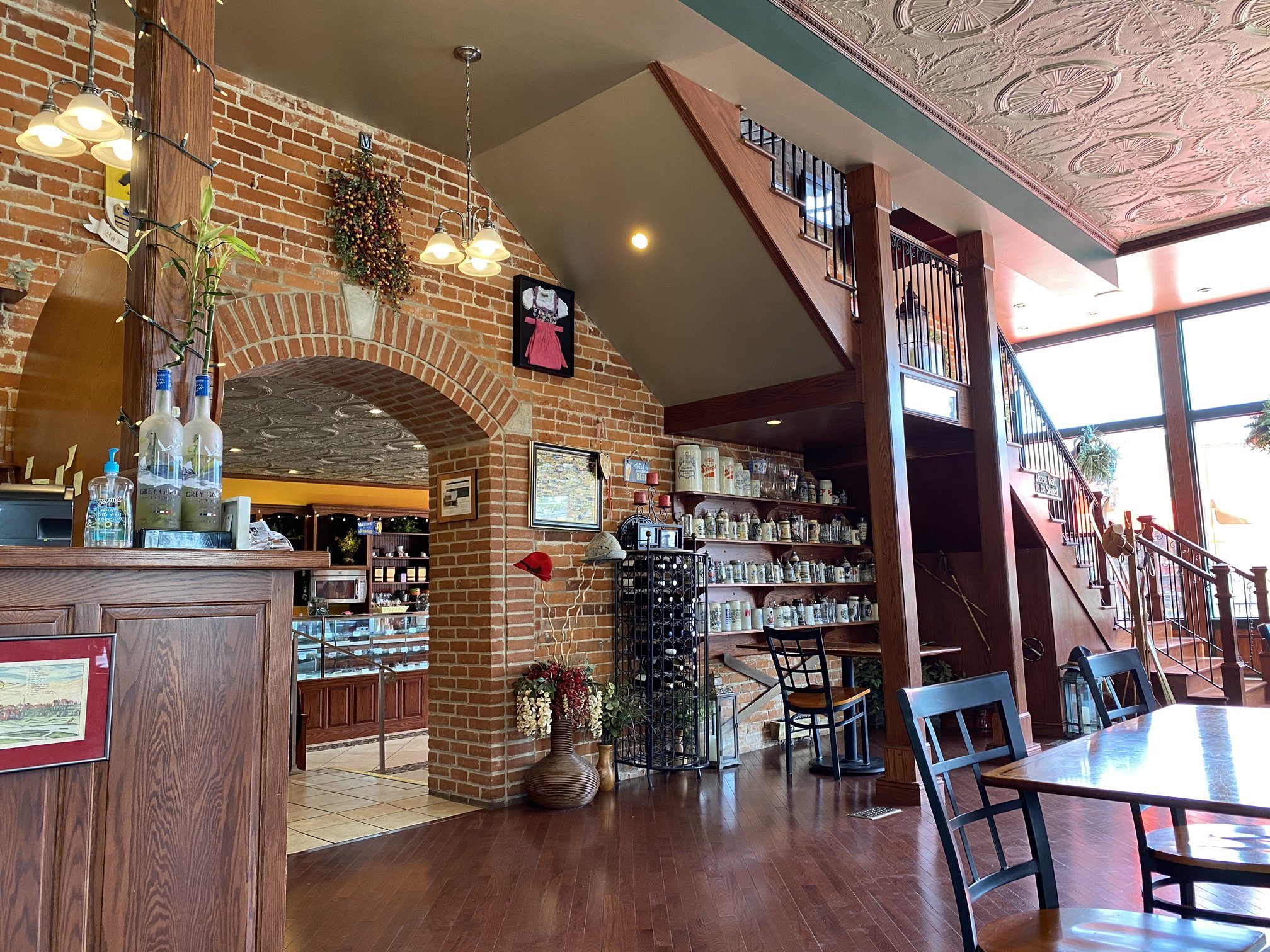 You Need the Pretzel, Schnitzel & Strudel at This German Restaurant