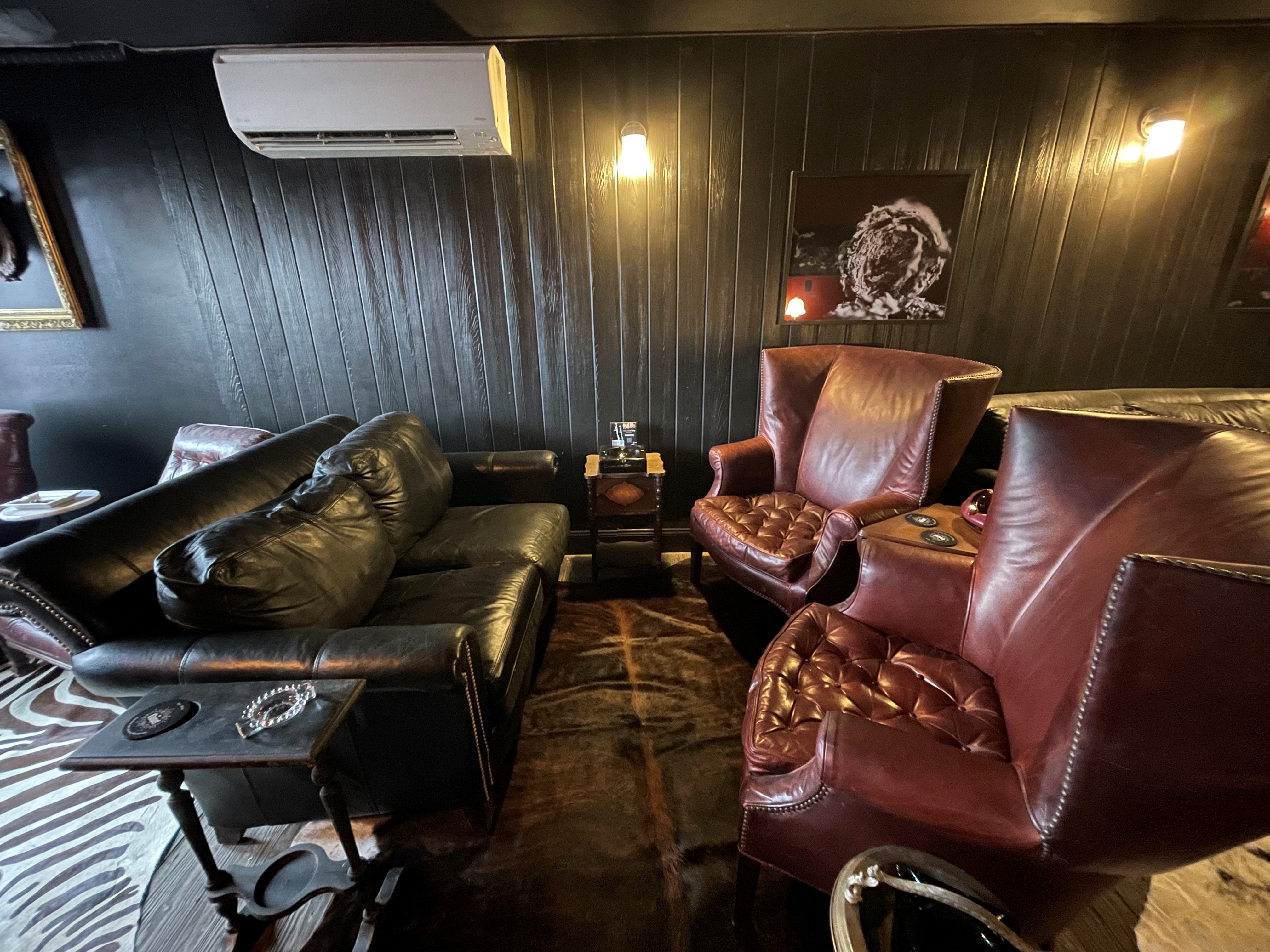 Small Cigar Lounge