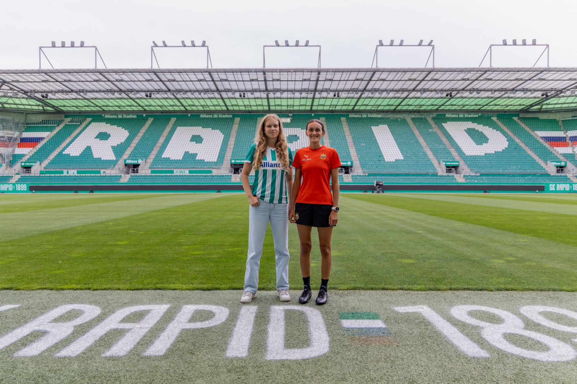 SK Rapid Frauen: Herzlich Willkommen, Hannah! · SK Rapid