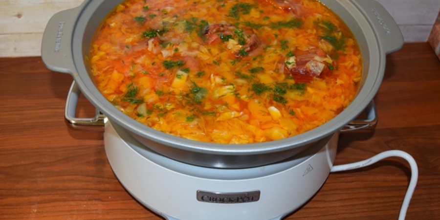 Reteta Ciorbă ardelenească de varză cu ciolan afumat la Slow Cooker ...