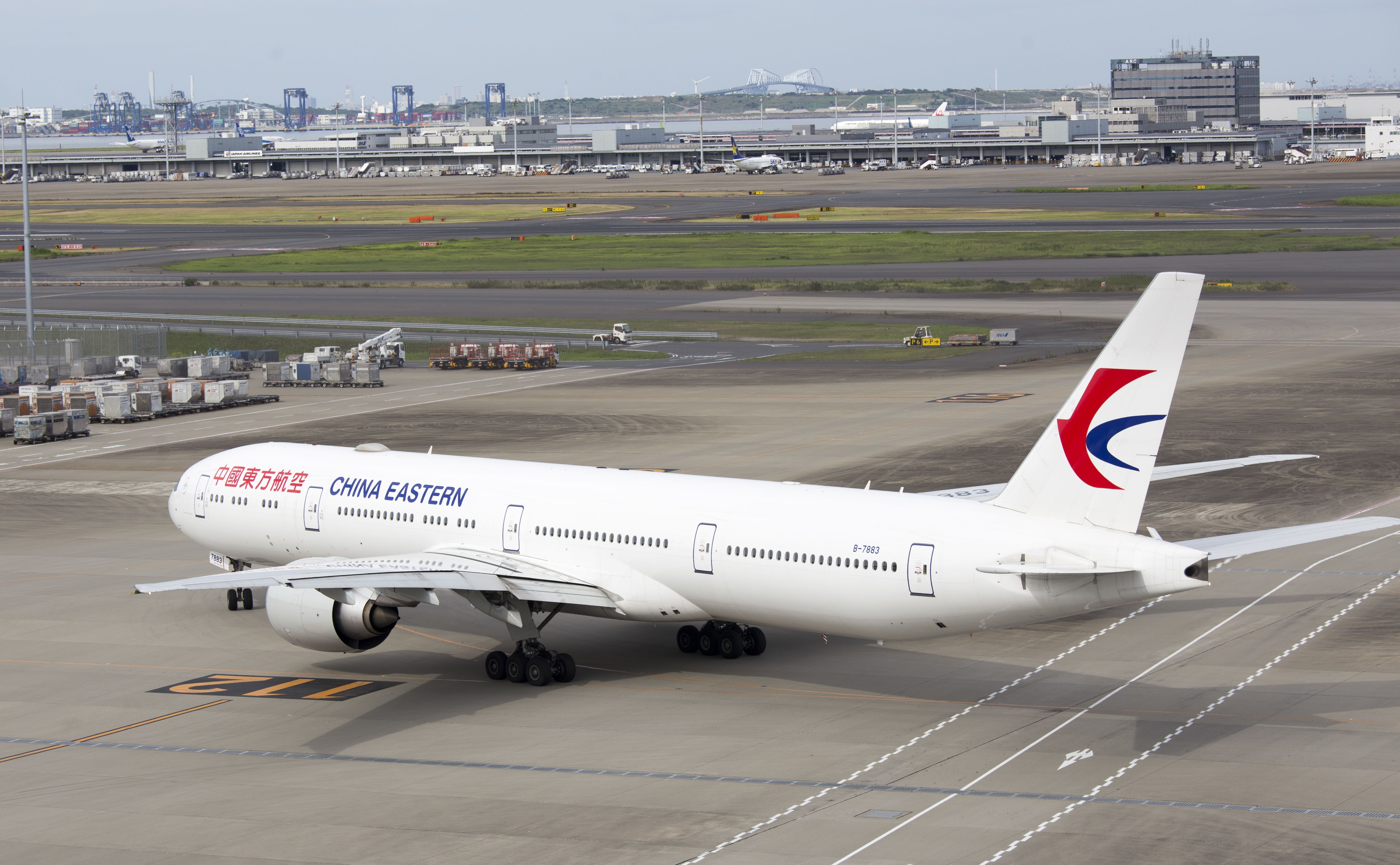 China Eastern Boeing 777-39P(ER) - SkyTeam Virtual