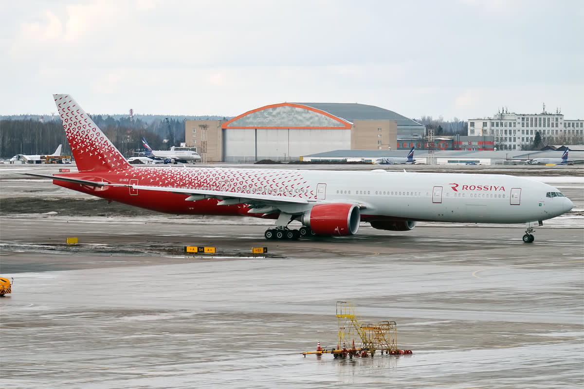 Rossiya Airlines Boeing 777-31H(ER) - SkyTeam Virtual