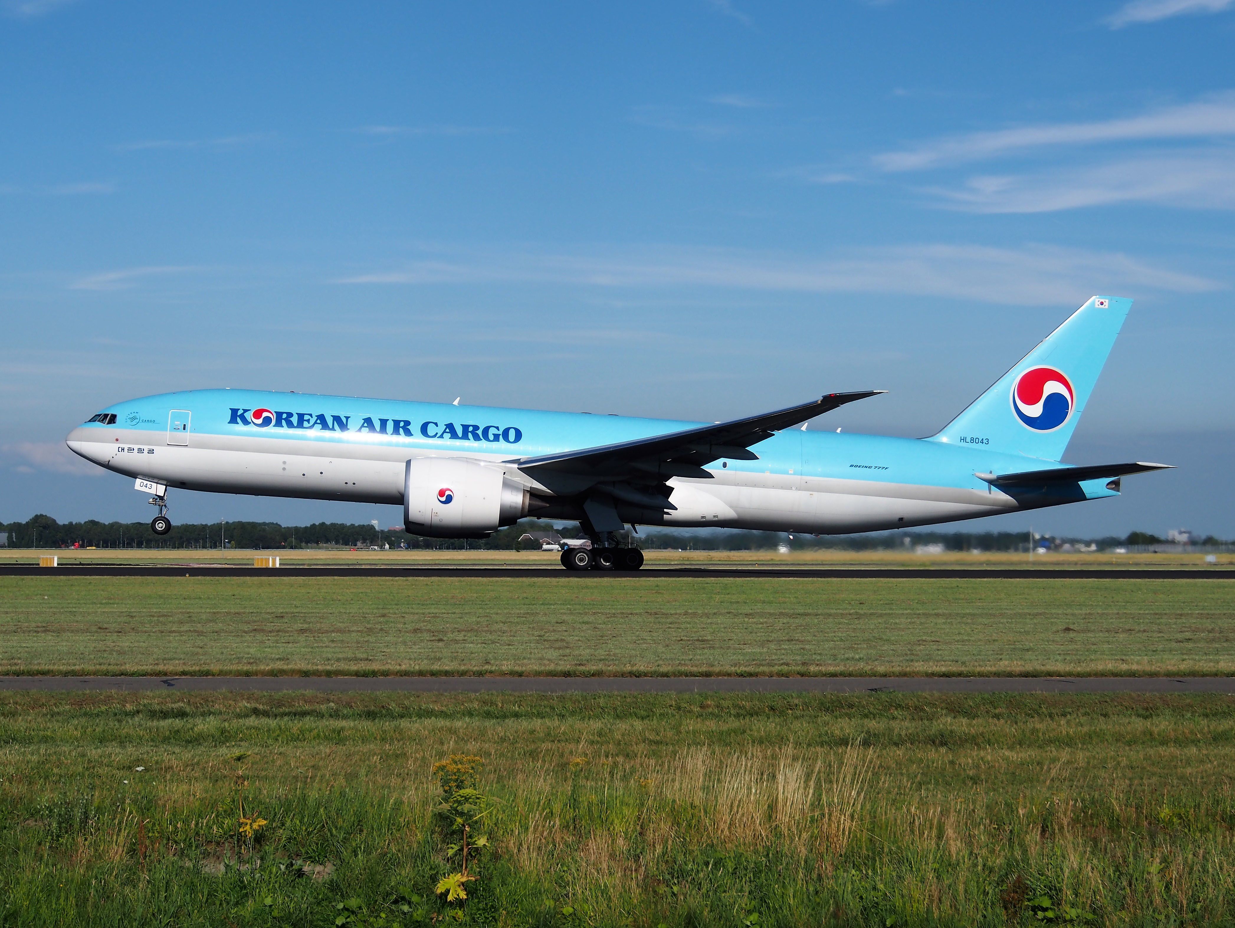Korean Air Boeing 777-FB5 - SkyTeam Virtual