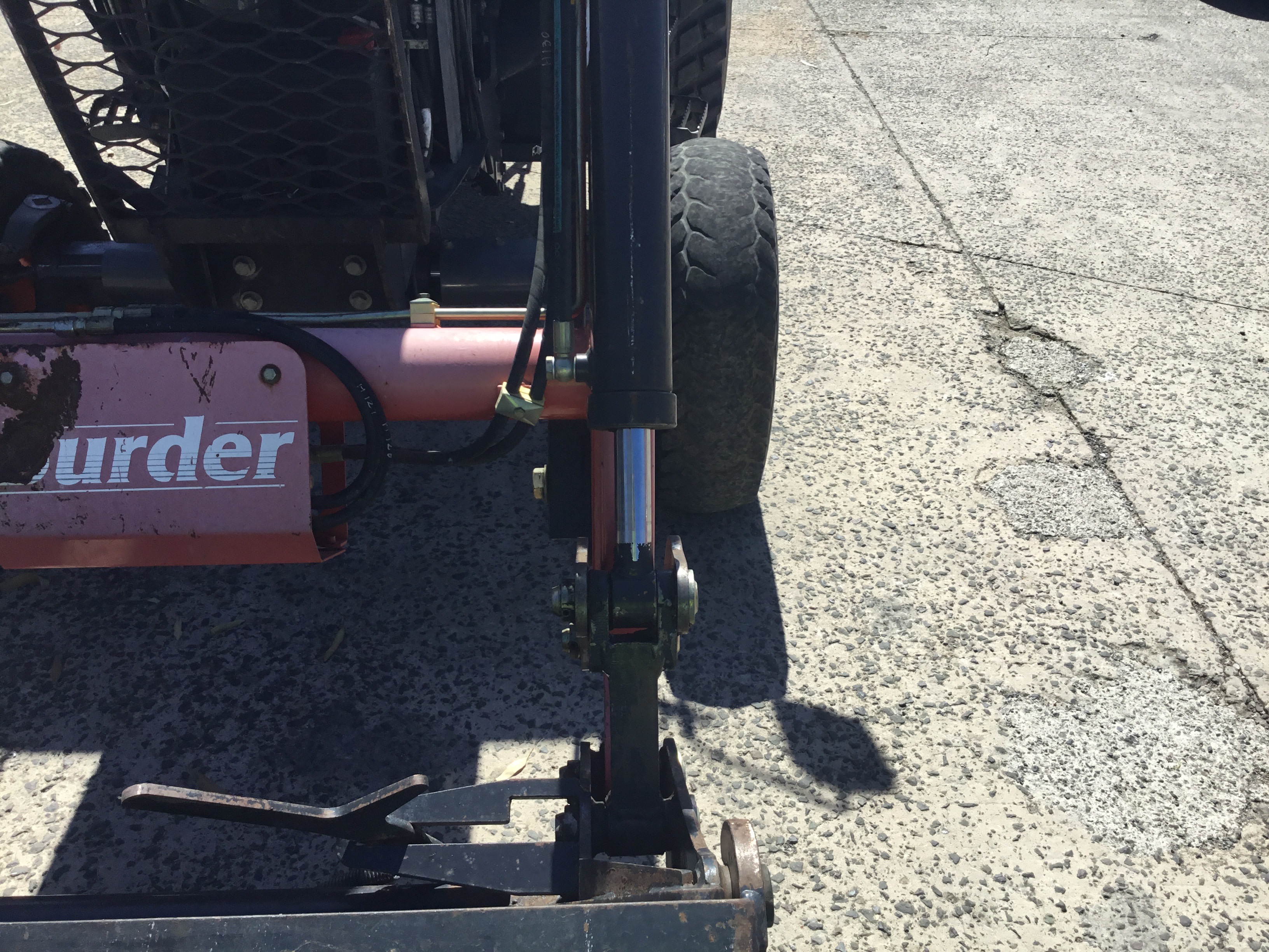 Groundskeeping & Farm Machinery Auctions