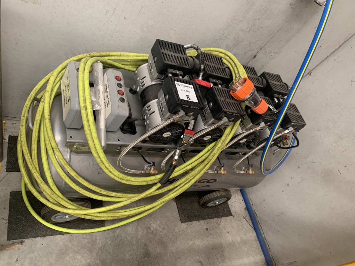 Chicago Hush 150 Silenced Air Compressor - Slattery Auctions