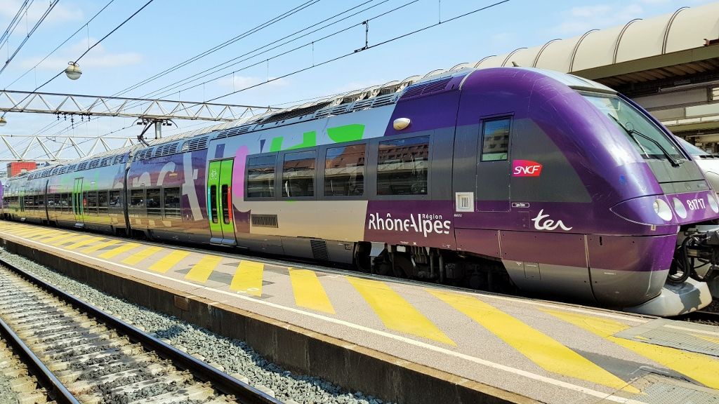 Lyon to Annecy by train | ShowMeTheJourney