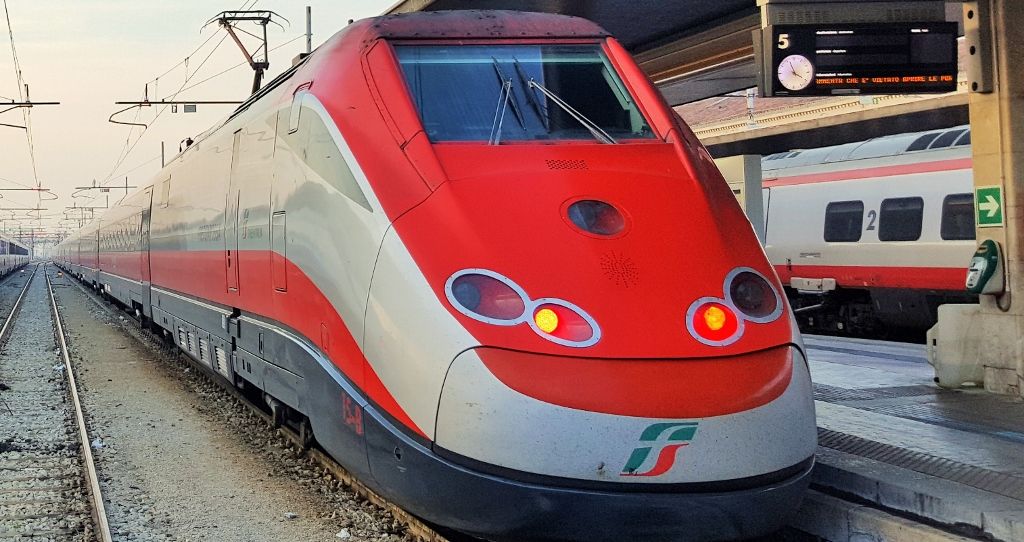 Travelling on a Frecciarossa train in Italy | ShowMeTheJourney