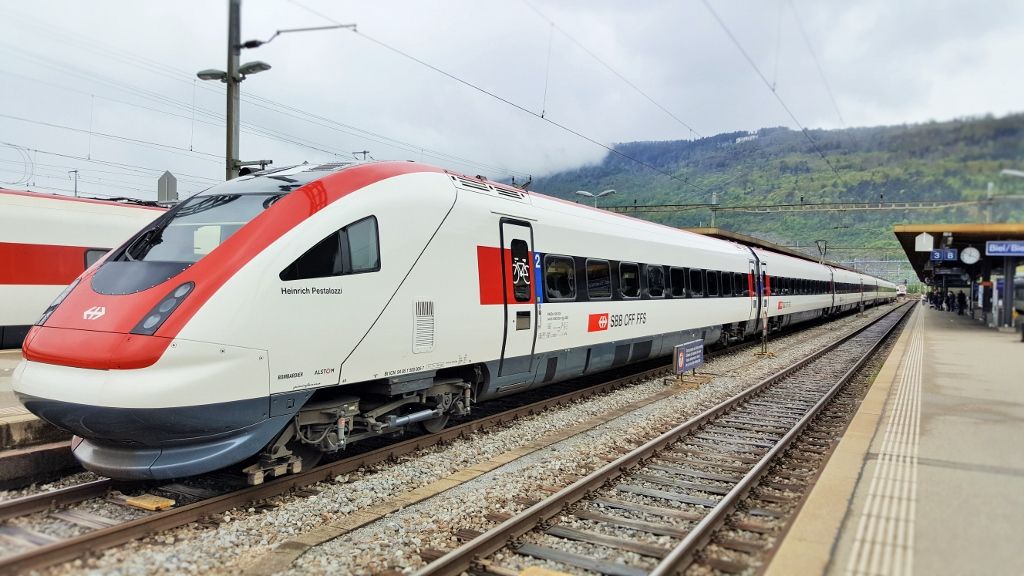 Travelling on the ICN trains in Switzerland | ShowMeTheJourney